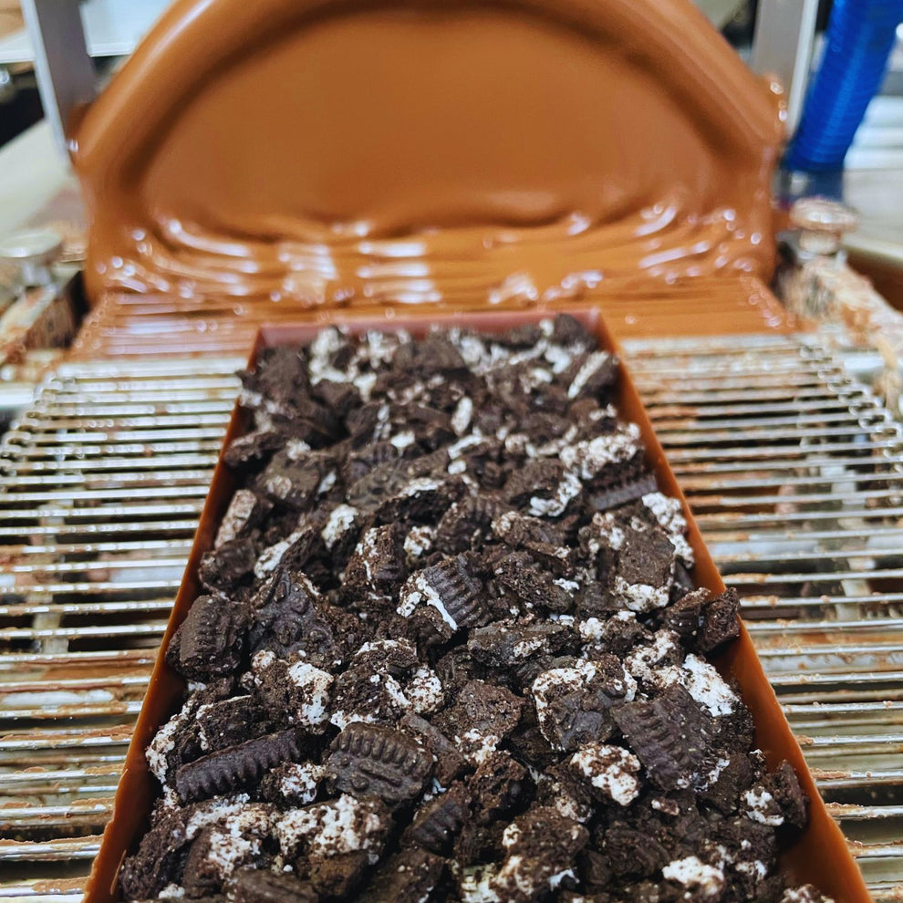 Colossal Cookie – Chomp! Chocolate